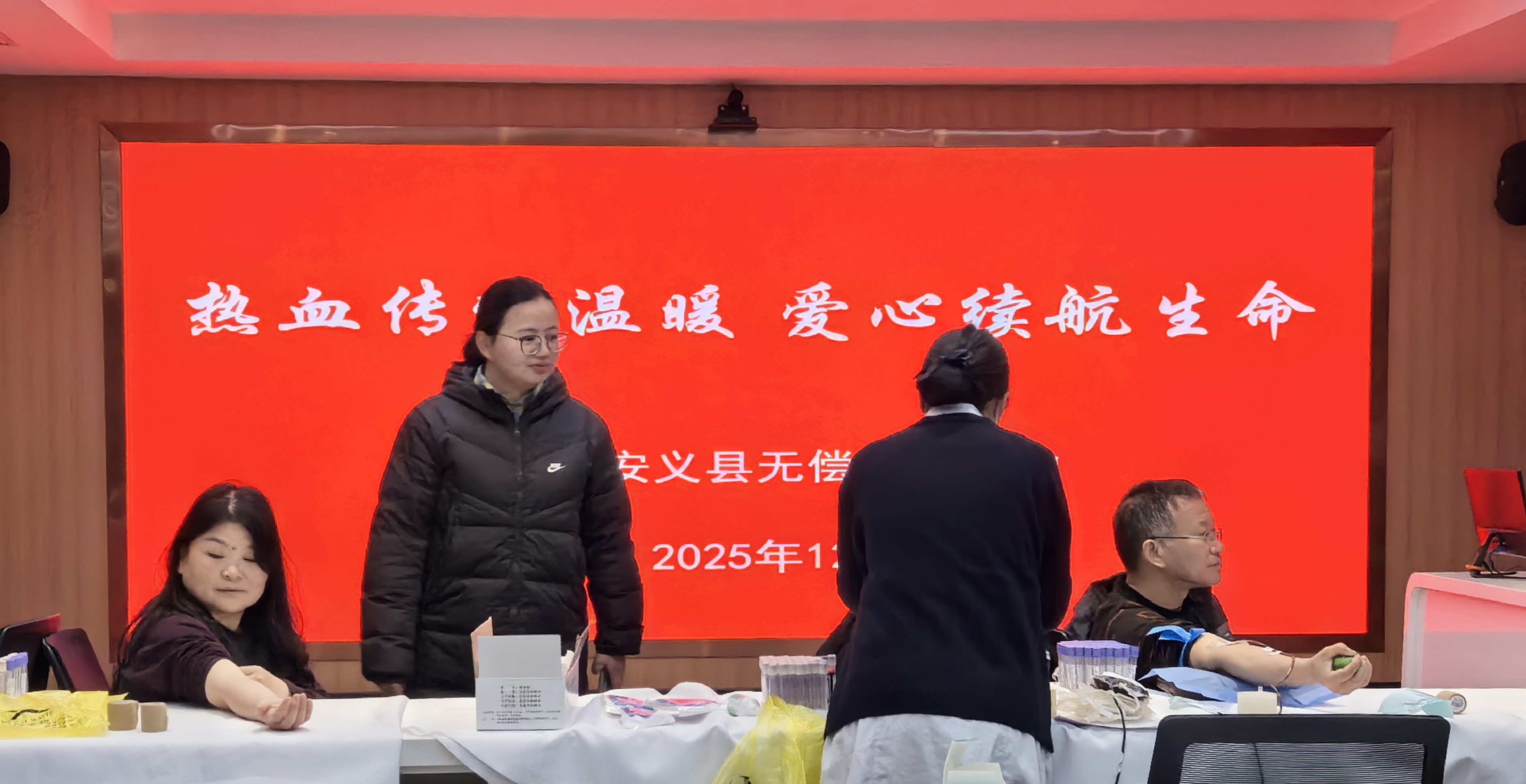 安义县：热血不降温 爱心永在线,献血风采,南昌市中心血站